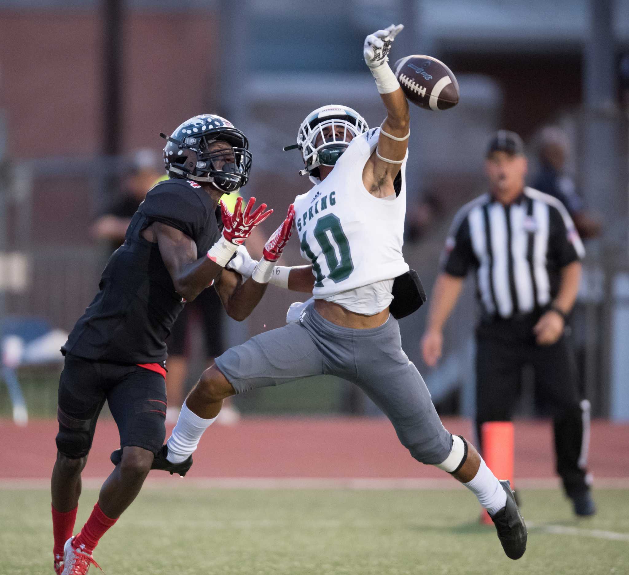 Friday night highlights: Cy Ridge captures battle of RBs