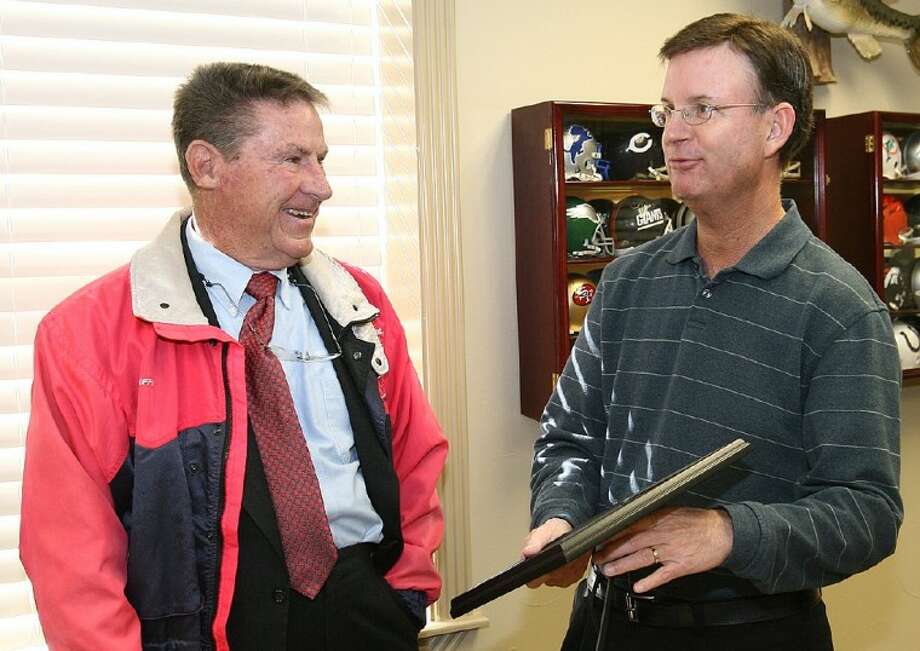 Acclaimed meteorologist Neil Frank talks global warming - The Courier