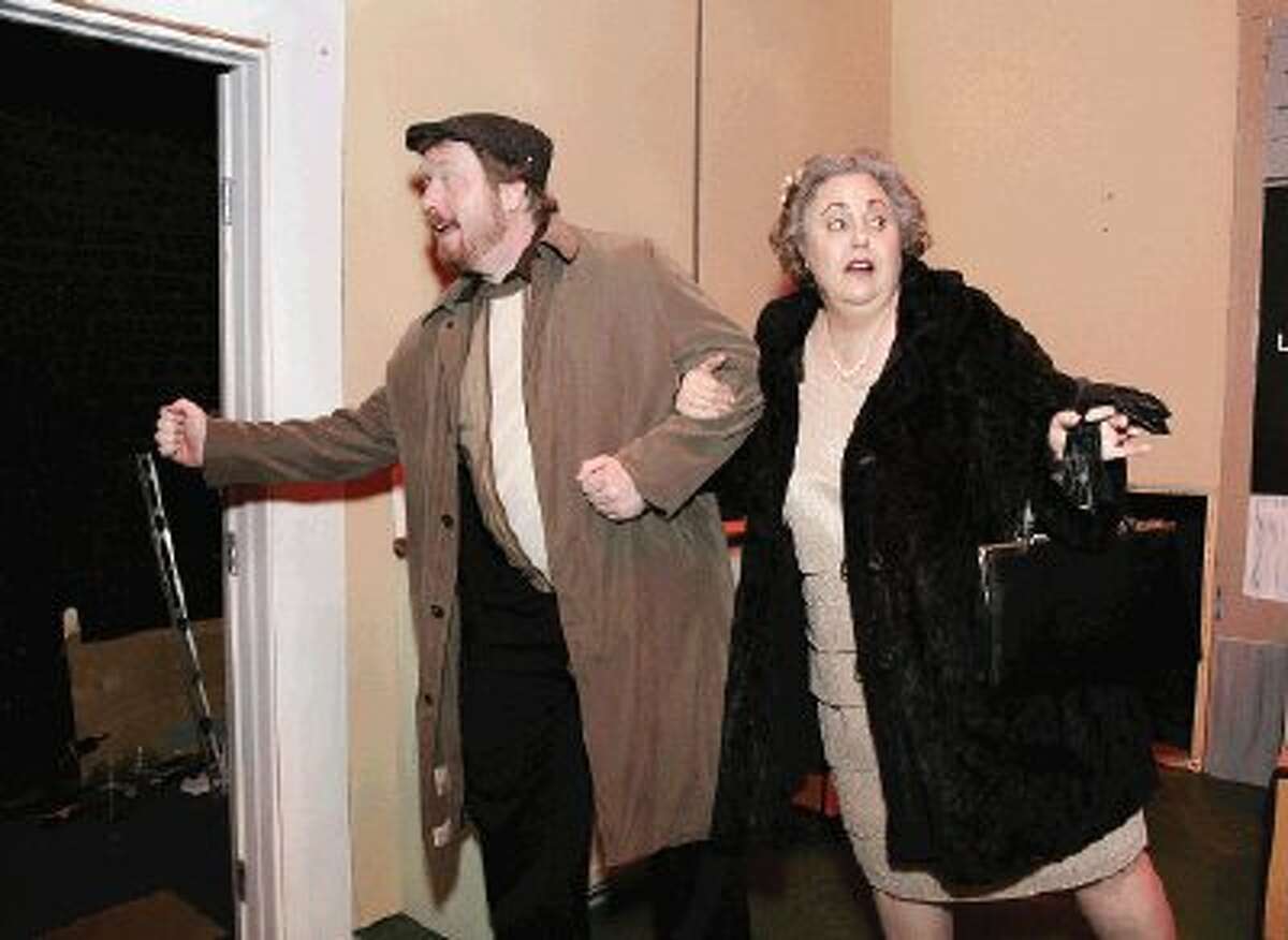 Stage Right presents classic comedy ‘Barefoot in the Park’