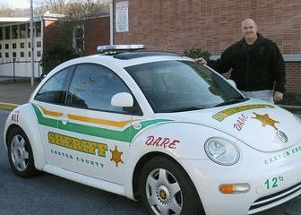 VW beetle police car ends 20 mph pursuit