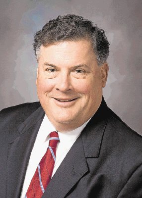 Williams makes senate resignation official