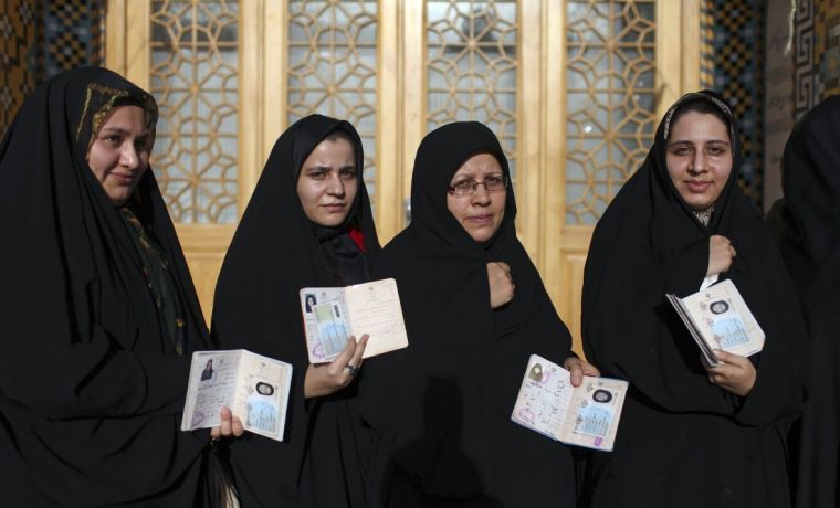 Early vote count in Iran gives Rowhani wide lead