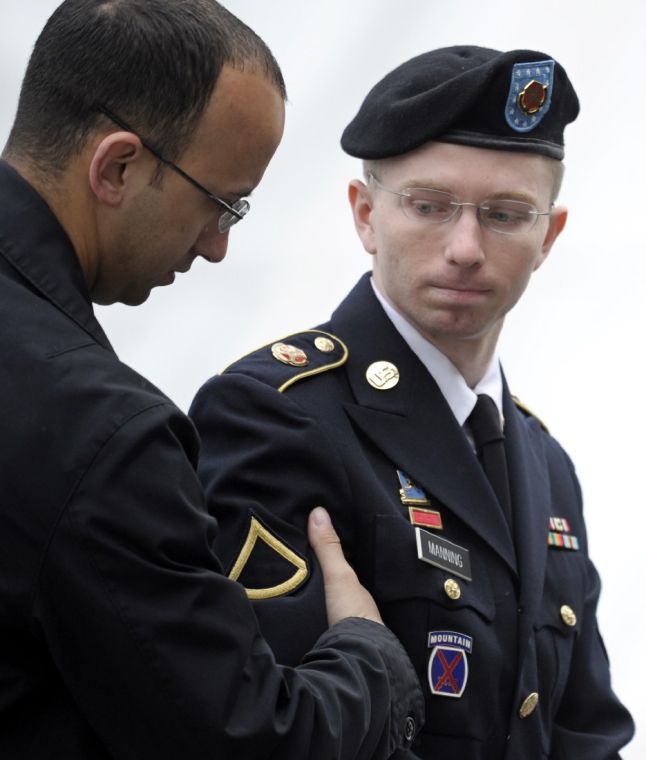 Manning trial resumes as new leak scandal unfolds