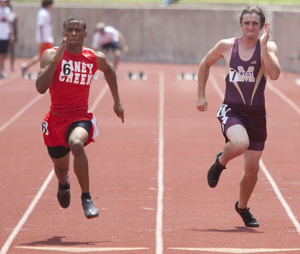 TRACK AND FIELD: Area athletes punch tickets to state at Region III-4A ...