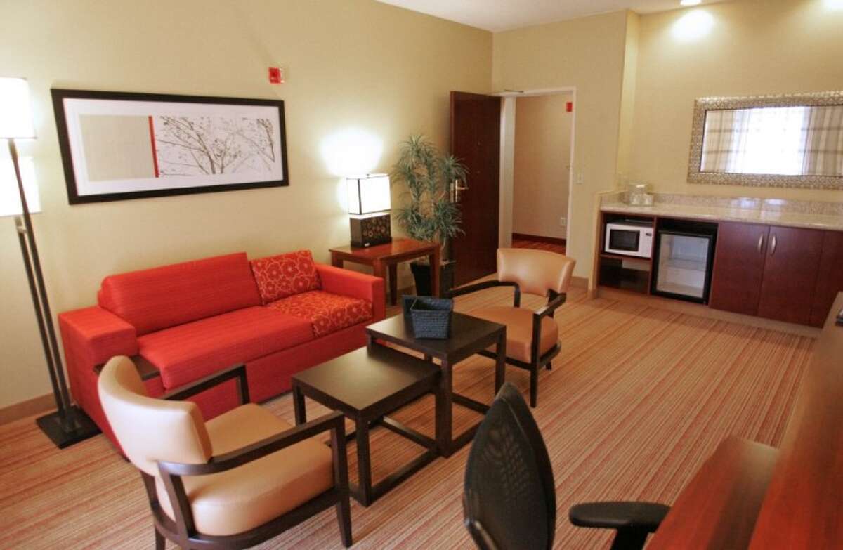 Courtyard Marriott gets complete makeover