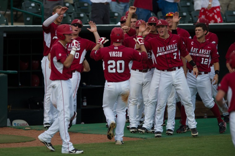 BASEBALL: Arkansas stops SHSU, leaves Houston Regional with title