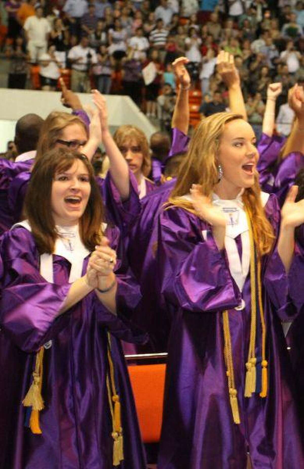 Willis ISD bids farewell