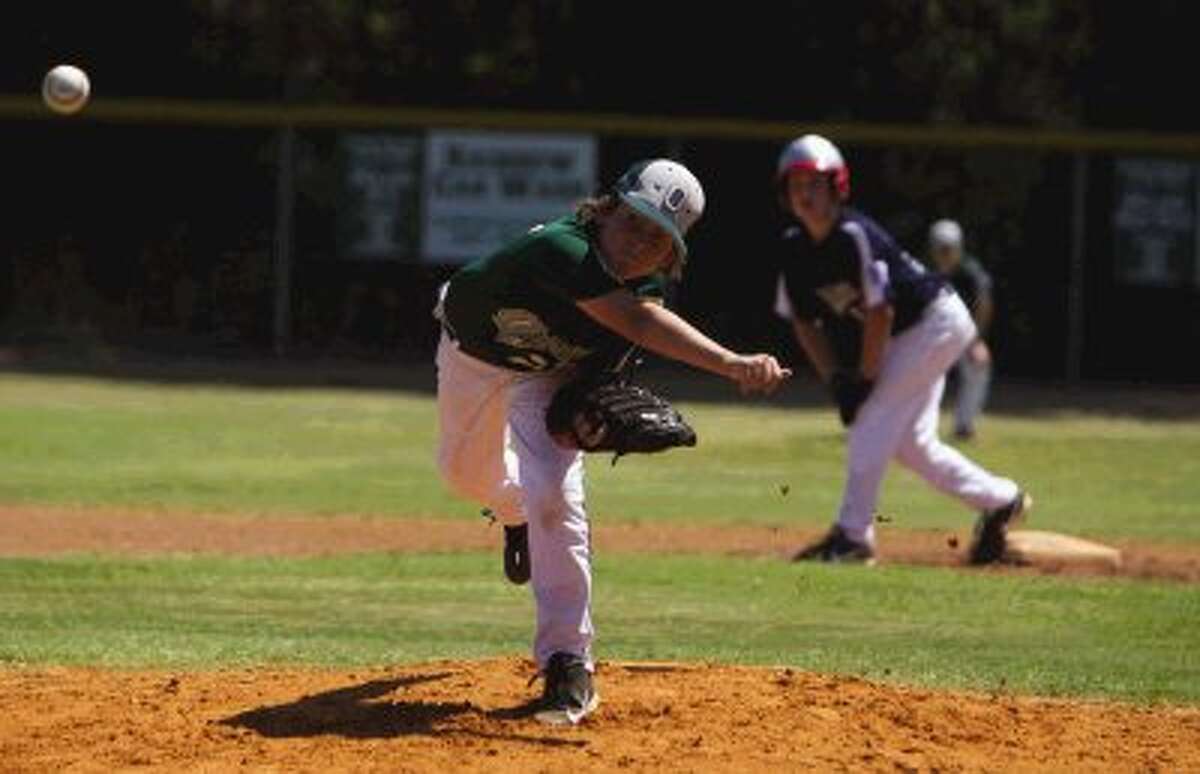 ORWALL National Majors crush ORWALL American, advance to sectional tourney