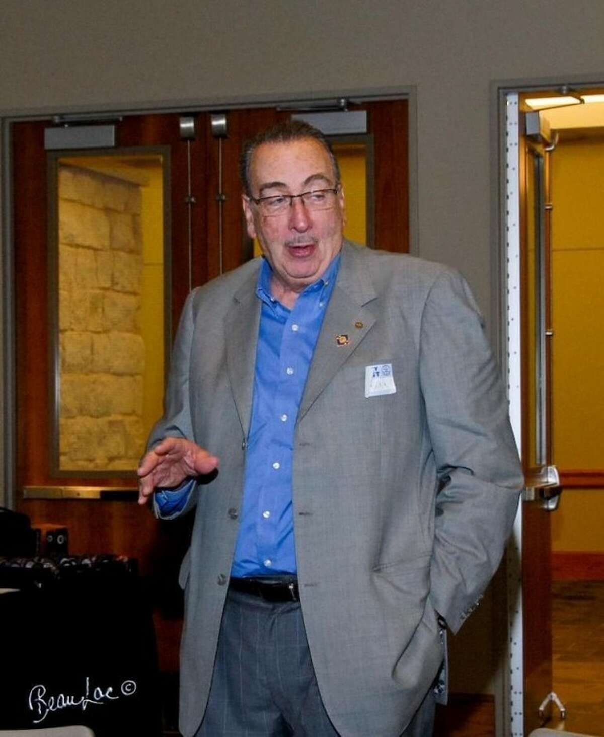 Past Rotary International President made a local Rotary visit