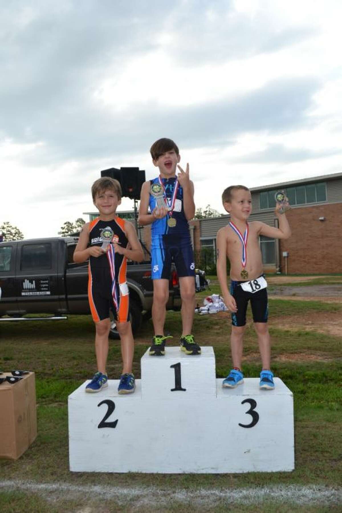 Kids compete, have fun at 2013 Kiwanis Kids YMCA Triathlon