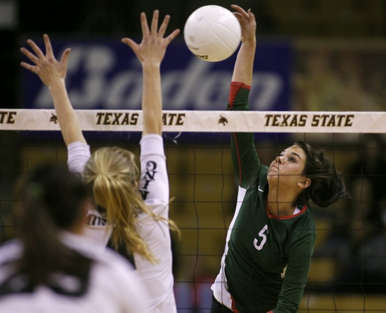Two Lady Highlanders named to All-Tourney team