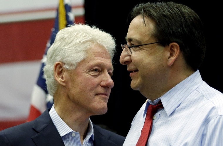 Bill Clinton rallies for Texas Dems in tight races