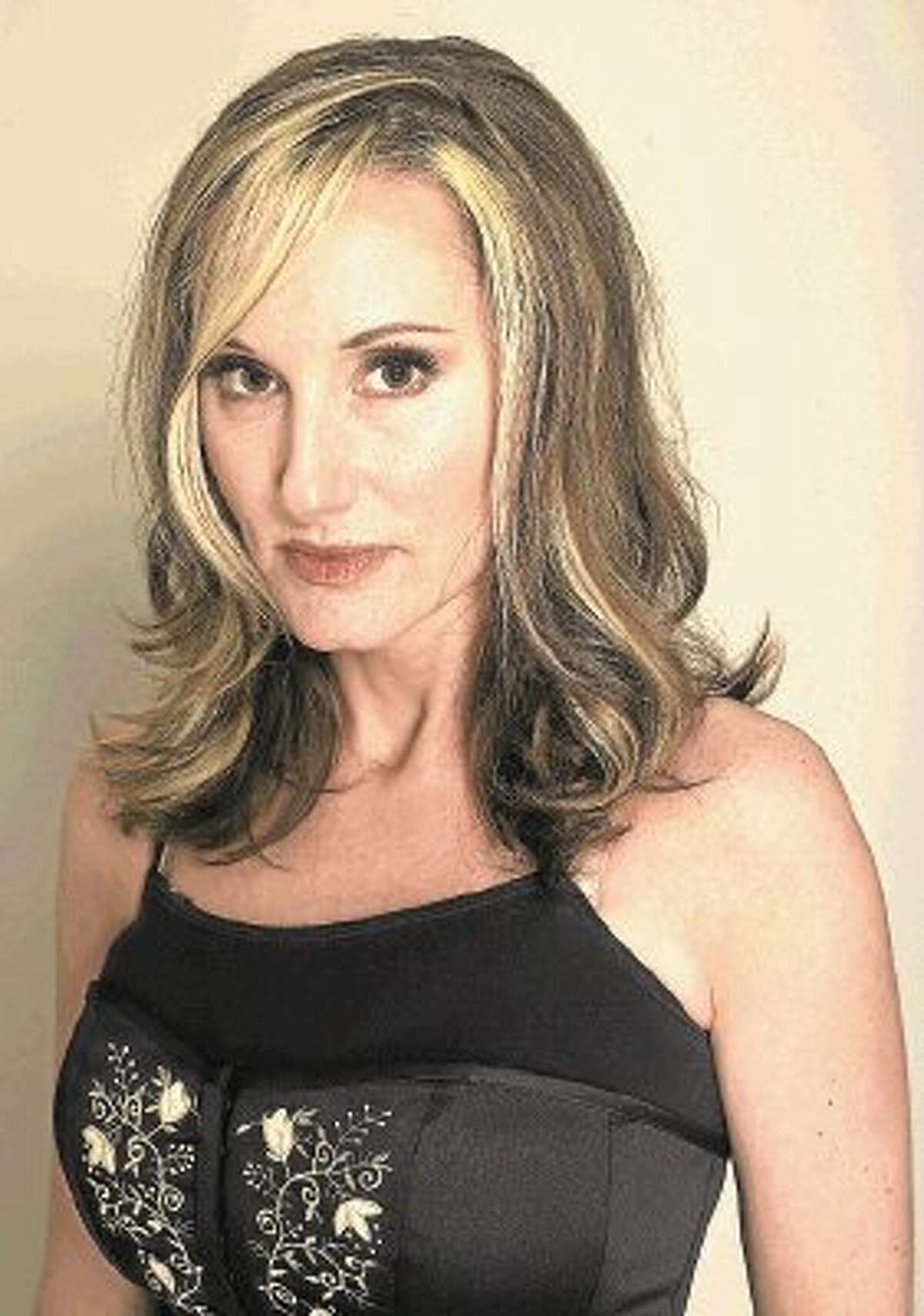 Georgette Jones hosts event featuring her mother's famous Banana ...