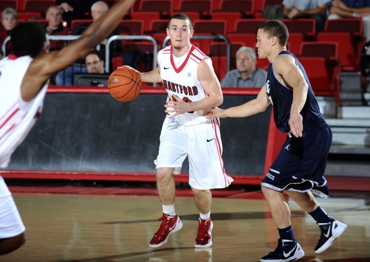The Woodlands grad Cole’s shots still hot at college level for Hartford