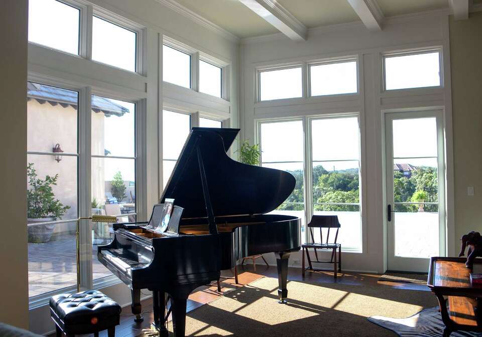 ‘Charlie’s Angel’ star Cheryl Ladd has touched down in Boerne