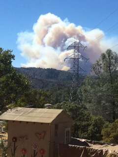 Evacuations ordered as Sawmill Fire in Sonoma County grows