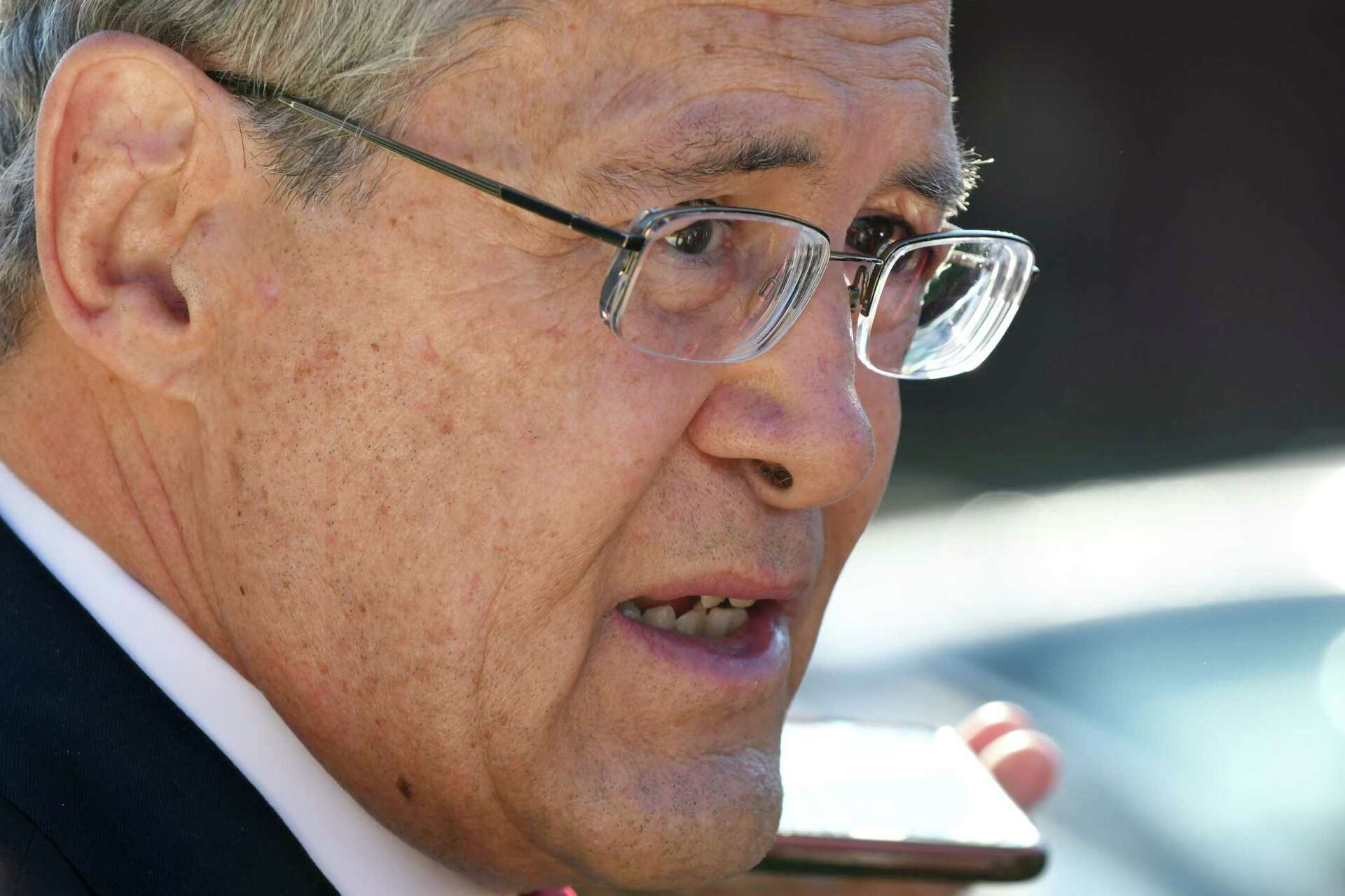 Attorney E. Stewart Jones faces possible discipline over escrow funds