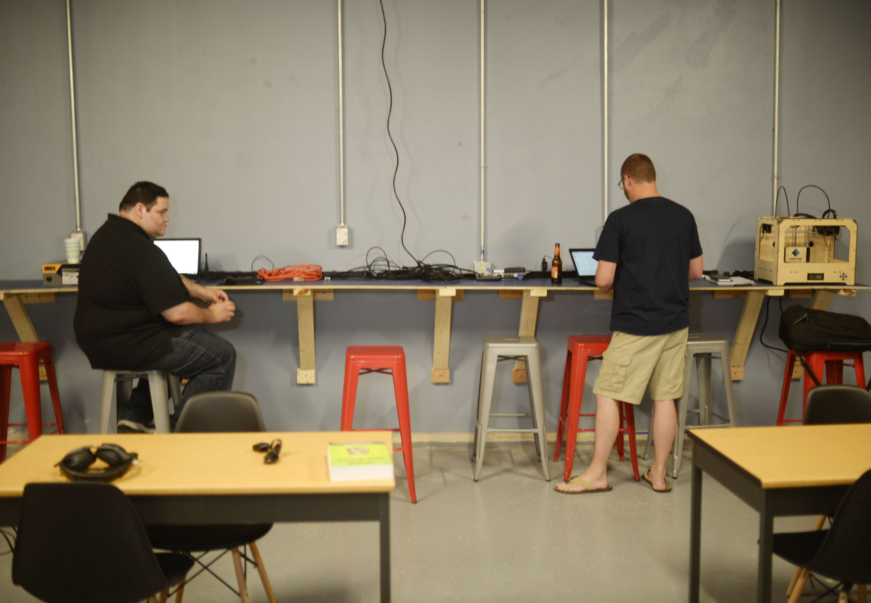 Techie types can hang loose in the new hackerspace Area 432
