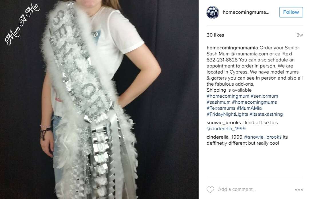 Homecoming tradition of mums becomes Texas-sized mania