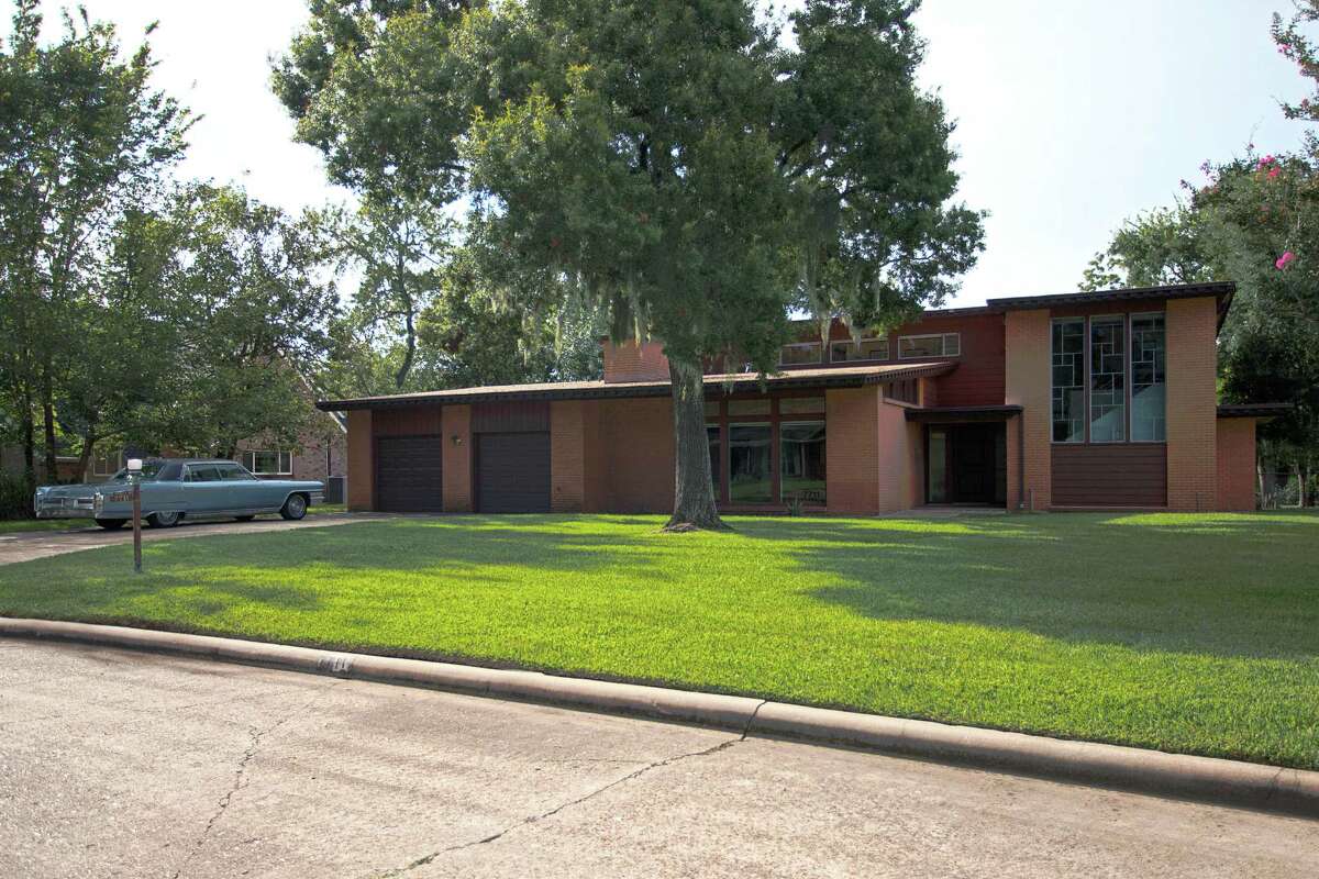 An homage to midcentury style