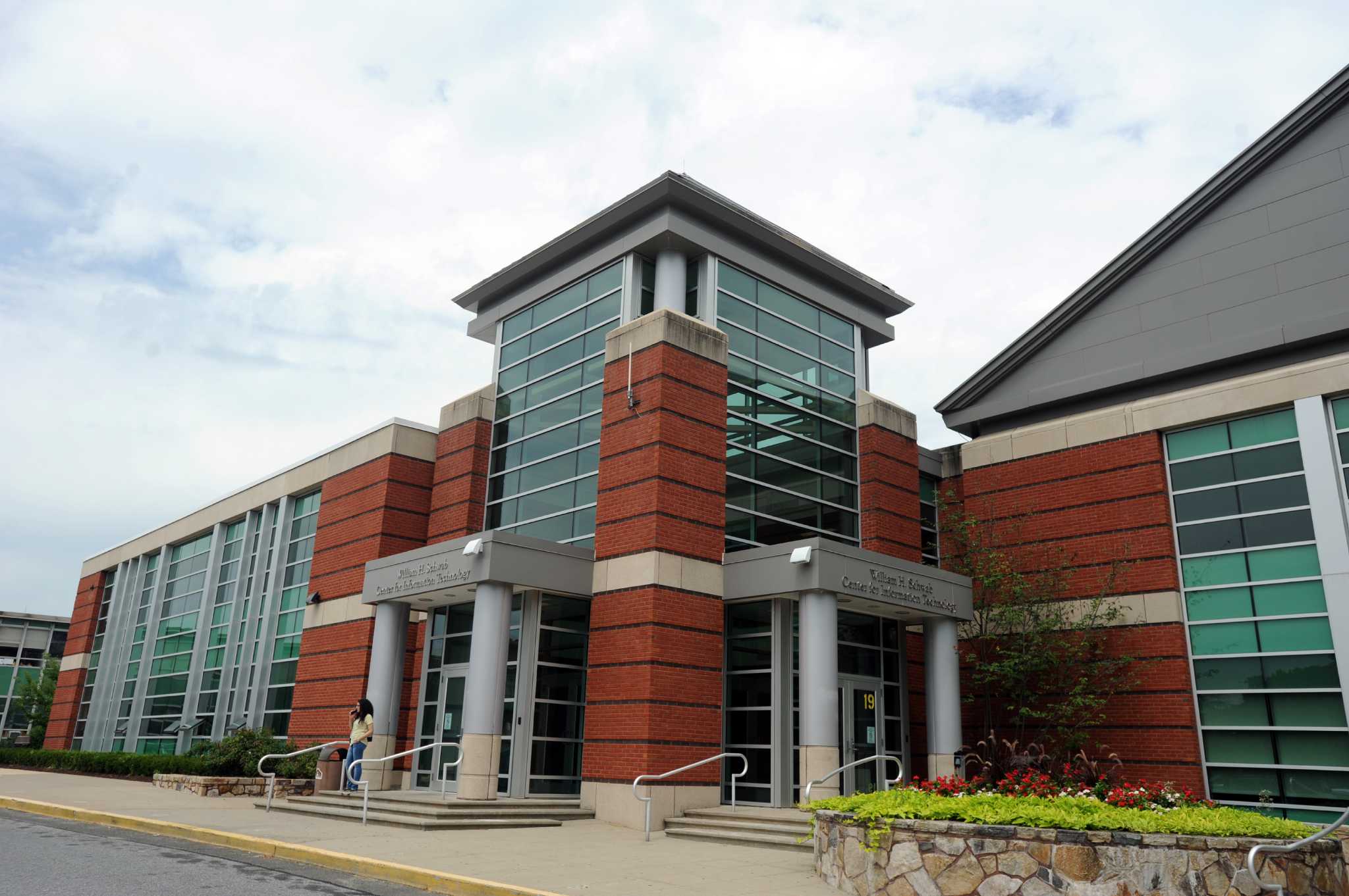 Norwalk Community College among top online colleges
