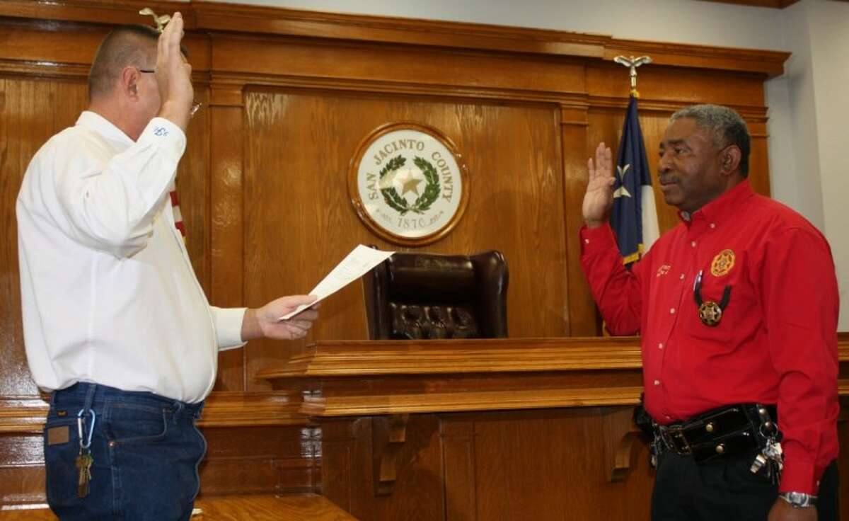 County officials take oath of office