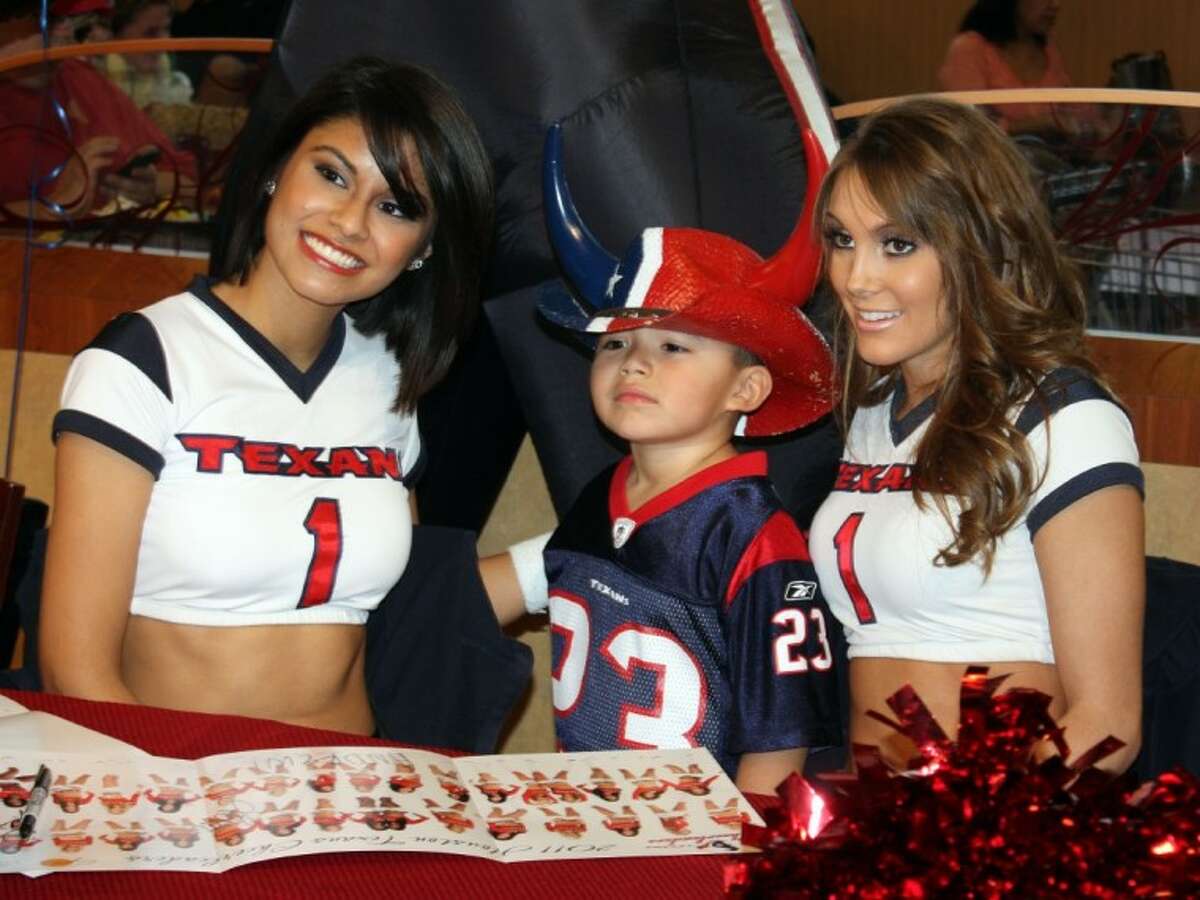 Texans playoff fever hits Fort Bend County