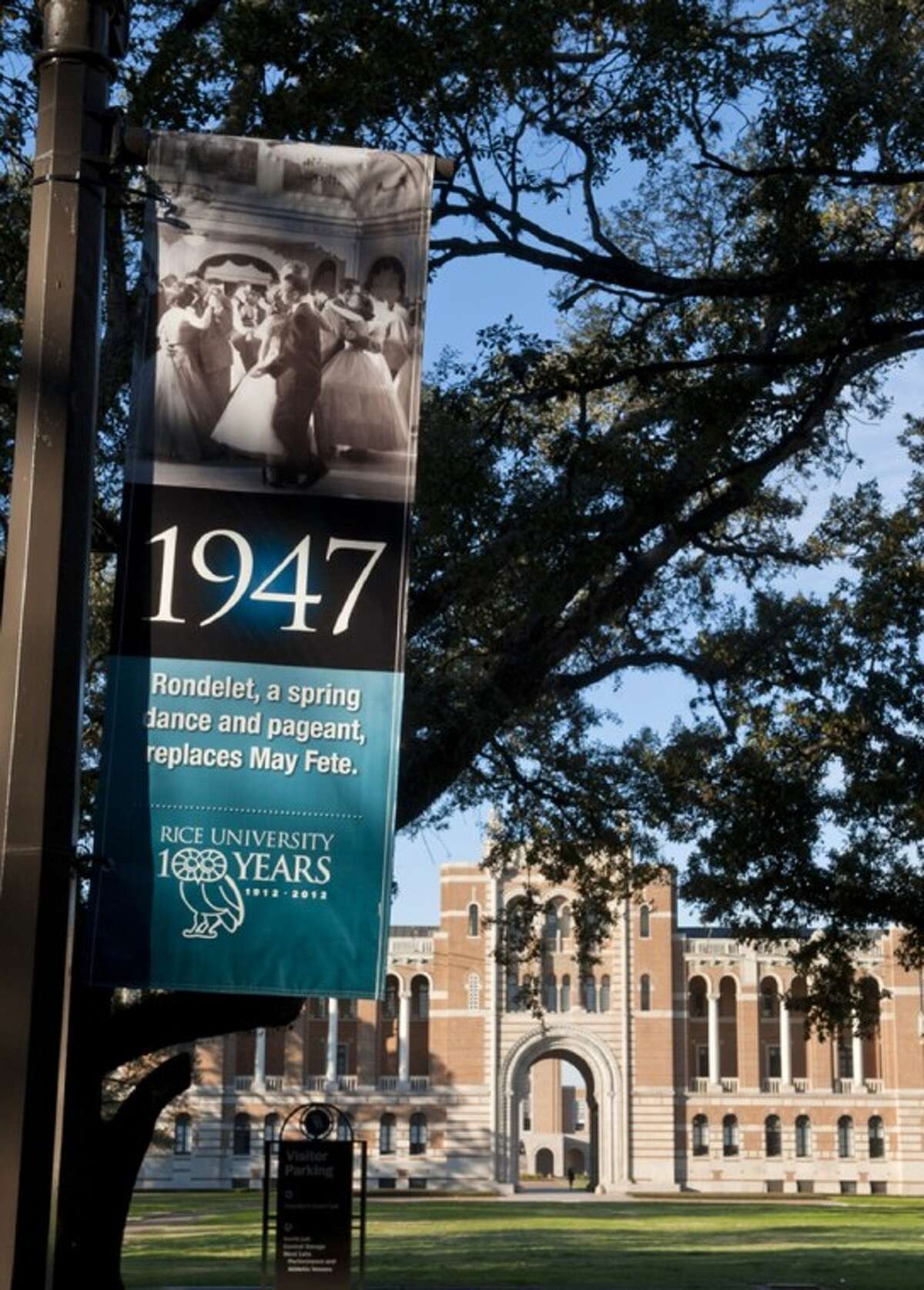100 outdoor banners tell Rice University history as part of school's ...