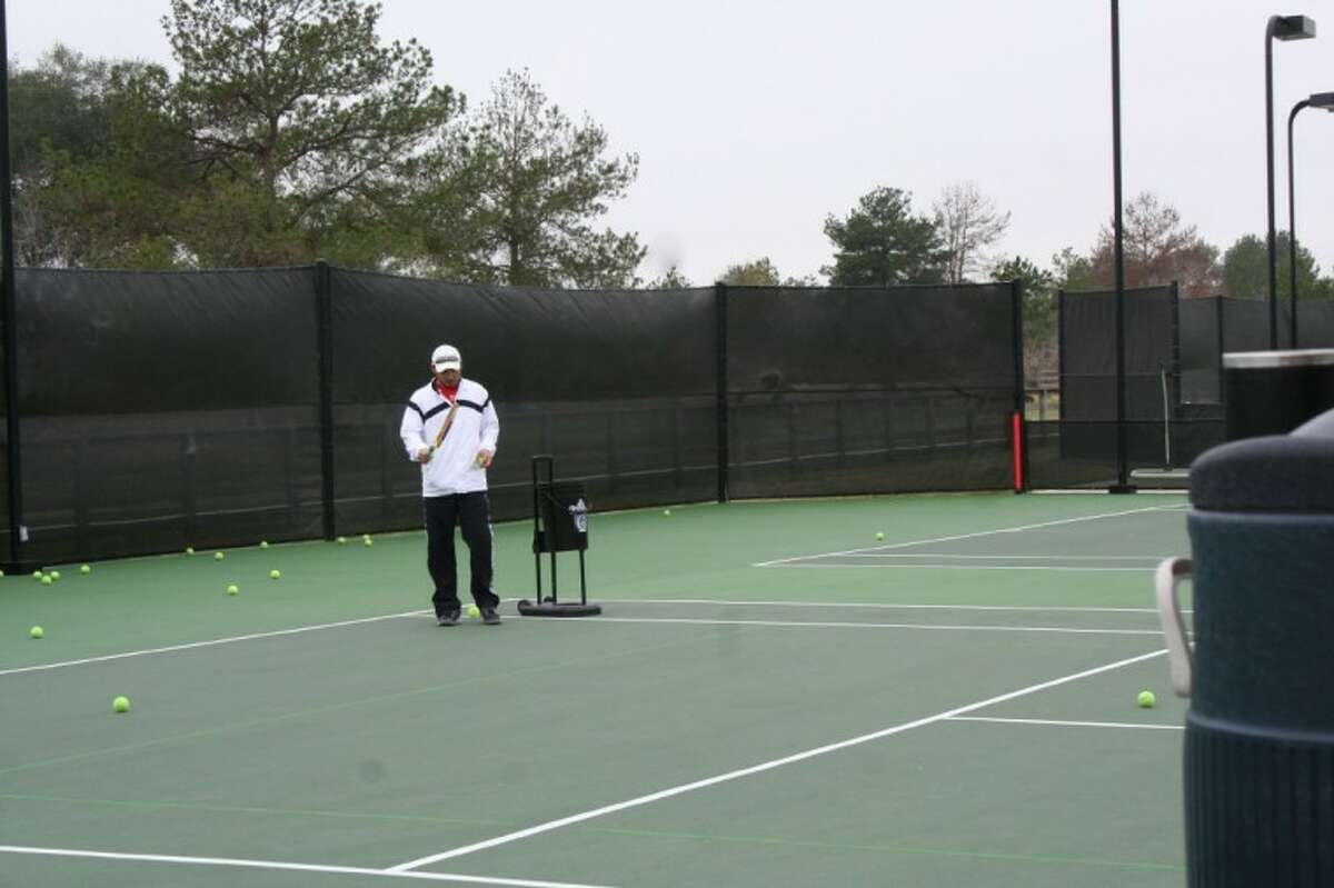 Huber Tennis Ranch helps amateurs play like pros
