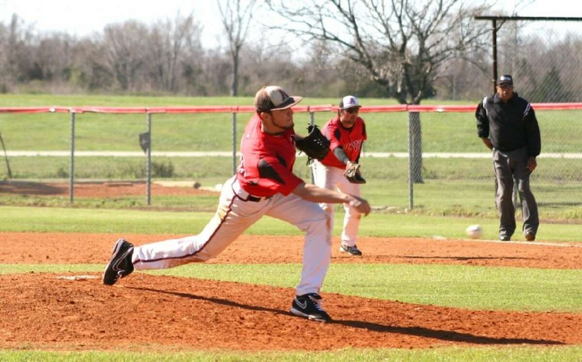 ACC Dolphin baseball team opens season against Blinn