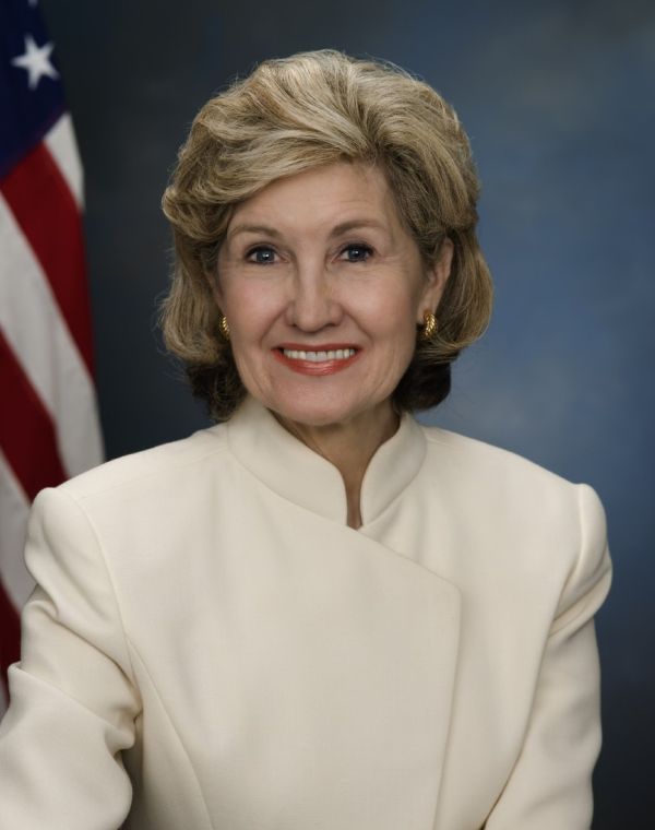 Hutchison to receive National Space Trophy