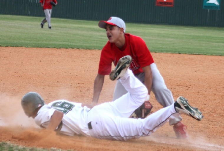 Rayburn opens baseball season with loss in 8 innings
