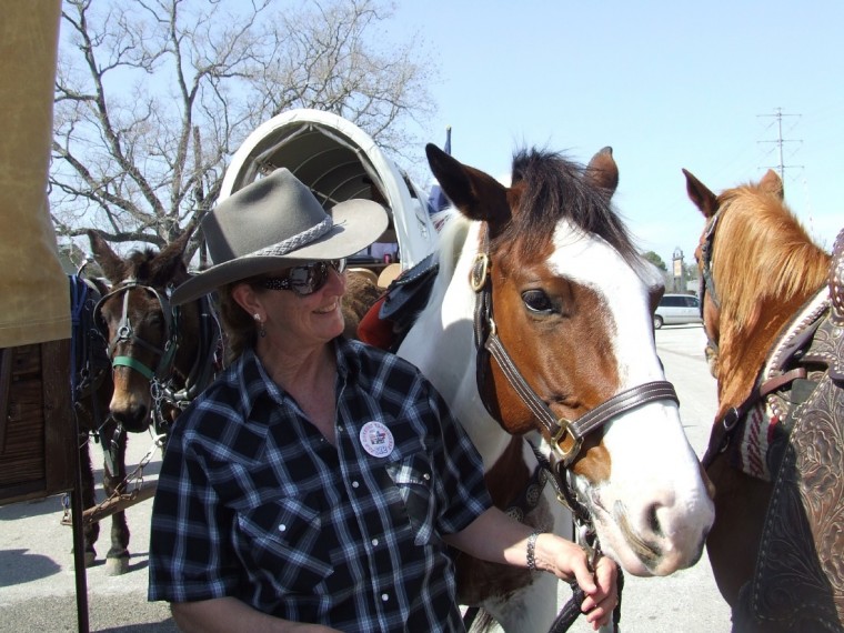 Trail riders bring Texas tradition to Tomball