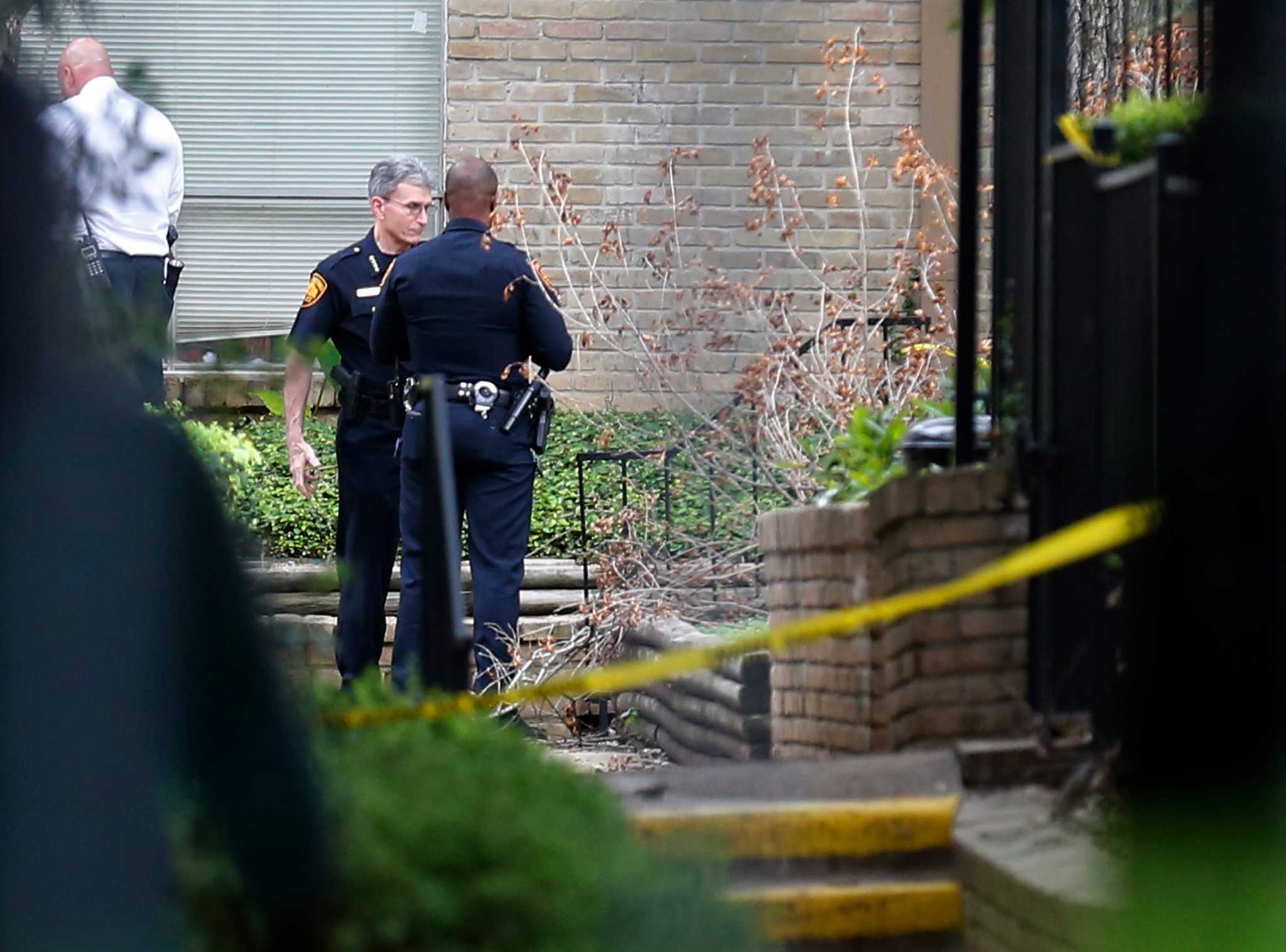 Triple homicide victims, all in their 20s, identified after North Side ...