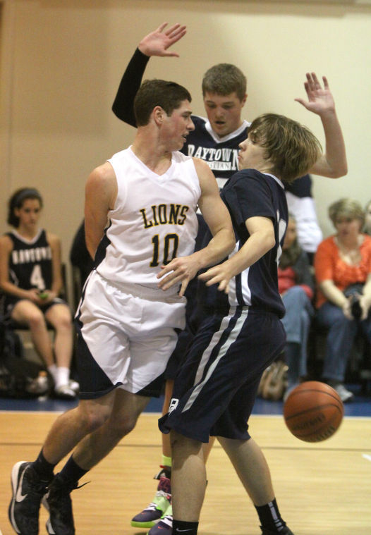 BASKETBALL: Logos boys, FBCA girls back in lead