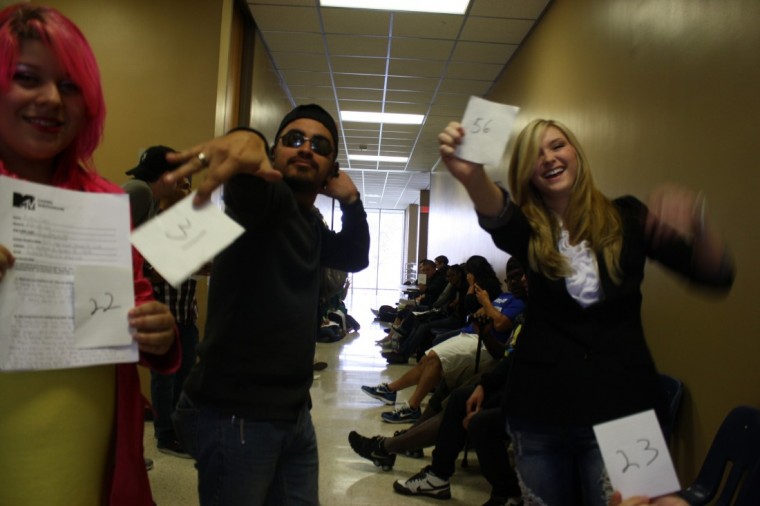 Starry-eyed hopefuls line up for MTV audition