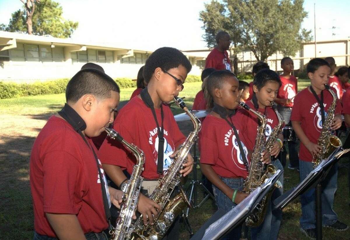 Parker Elementary School Band to perform in ‘Sunday Music in the Park ...