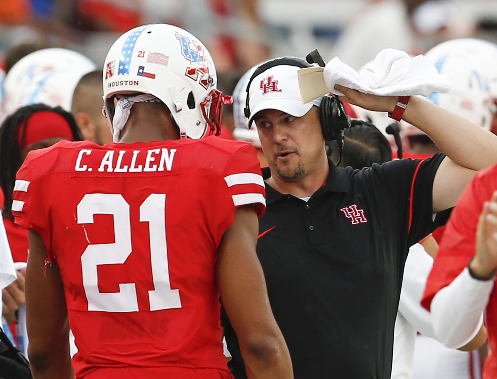 UH coach Tom Herman sits tight amid tidal wave of interest