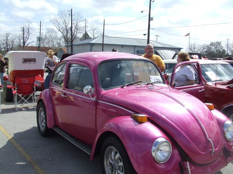 Car show brings fun to Tomball and helps families
