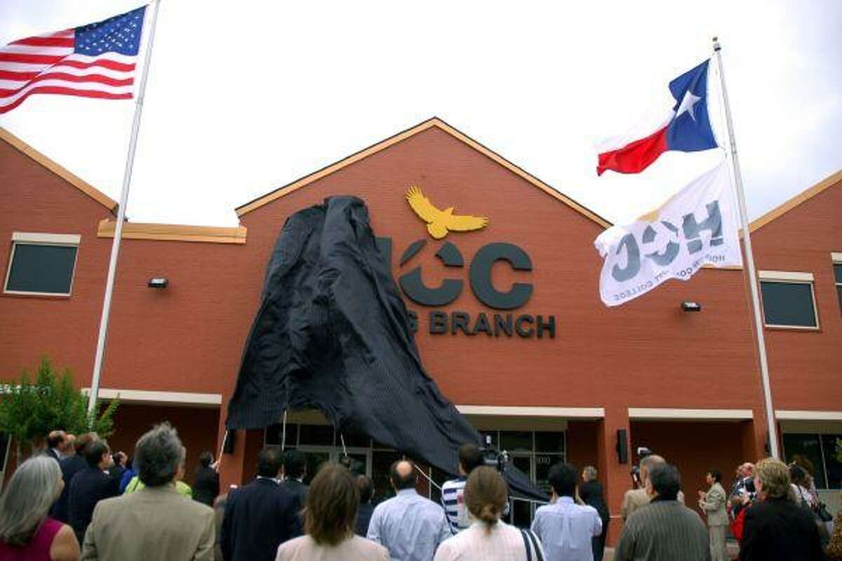 Ceremony officially dedicates HCC Spring Branch