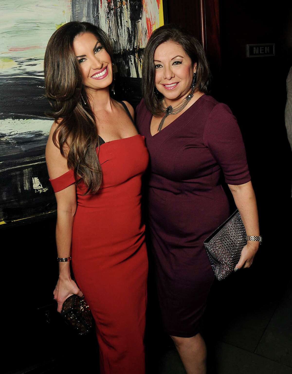 Teammates help Texans player Whitney Mercilus launch new charity