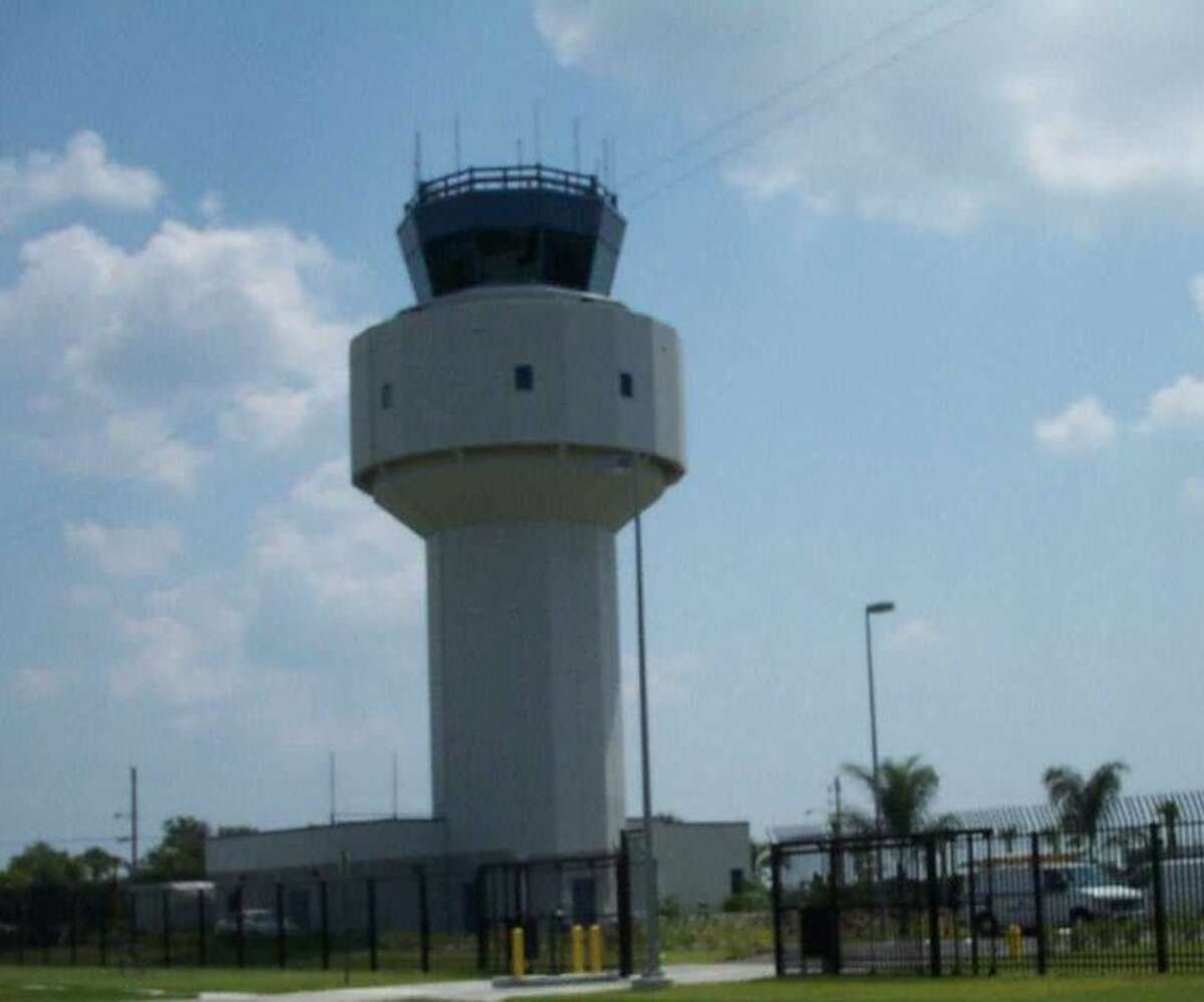 USCTA warns that sequestration may close air traffic control towers