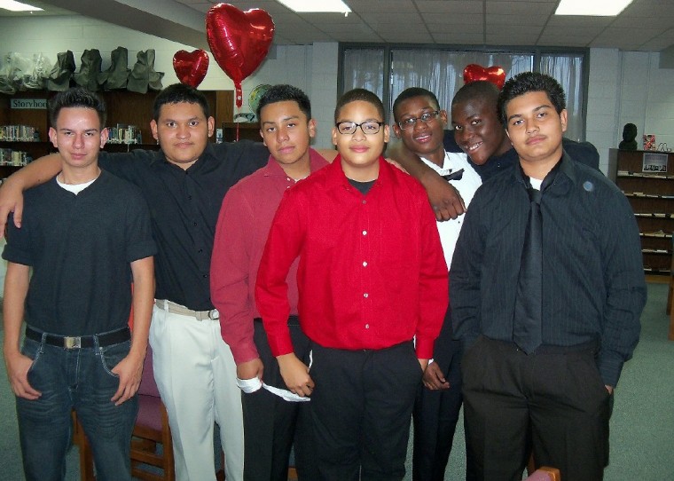 Hodges Bend Middle School’s Future Chiefs Boys Club honors mothers