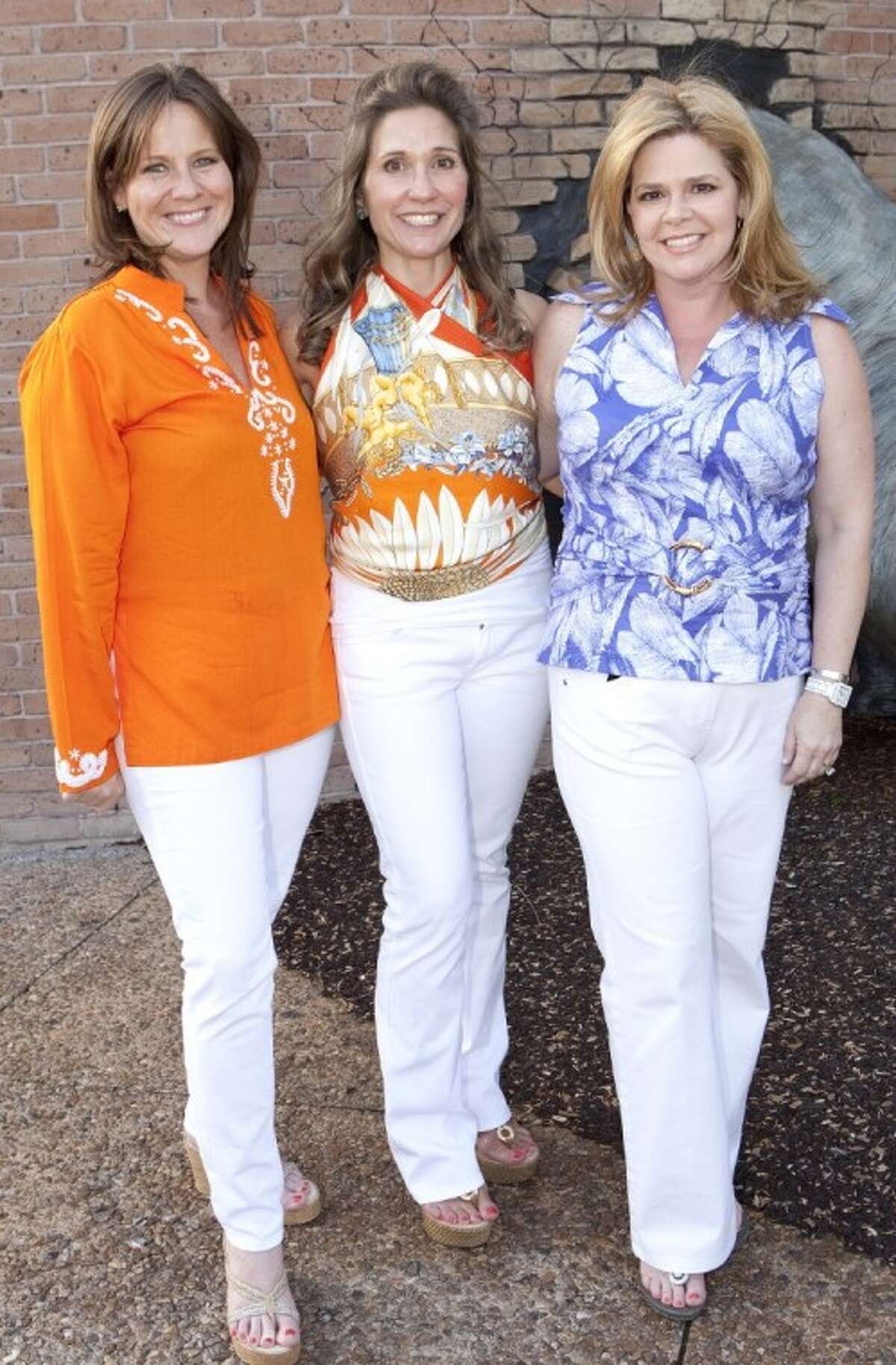 Jungle jammin’ at Houston Zoo family party