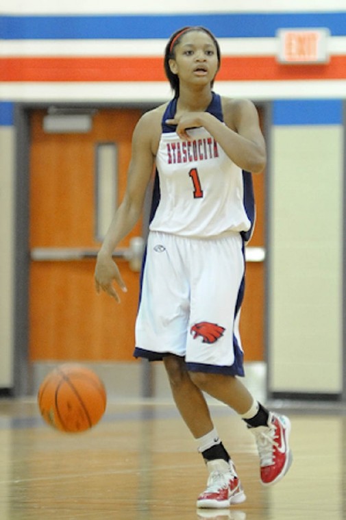 Lady Eagles earn six spots on all district hoops team