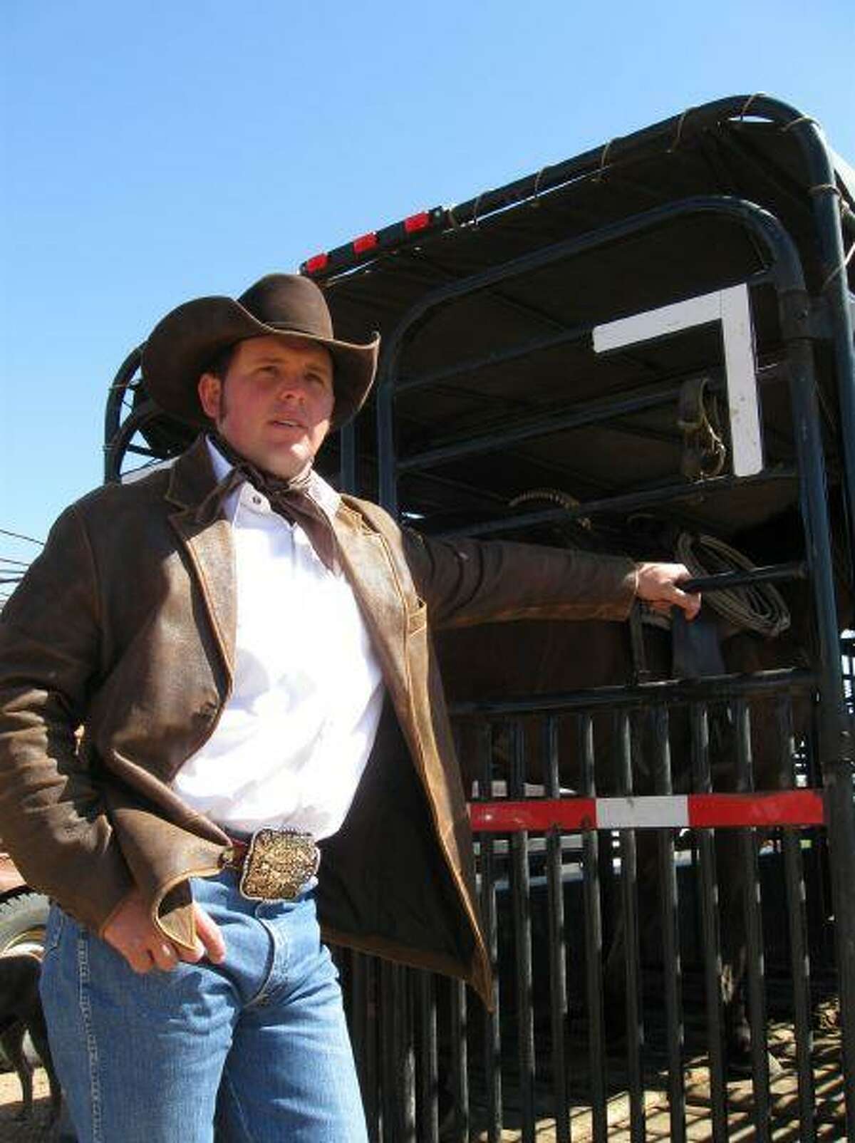 Working cowboy sings ‘real country’ at rodeo