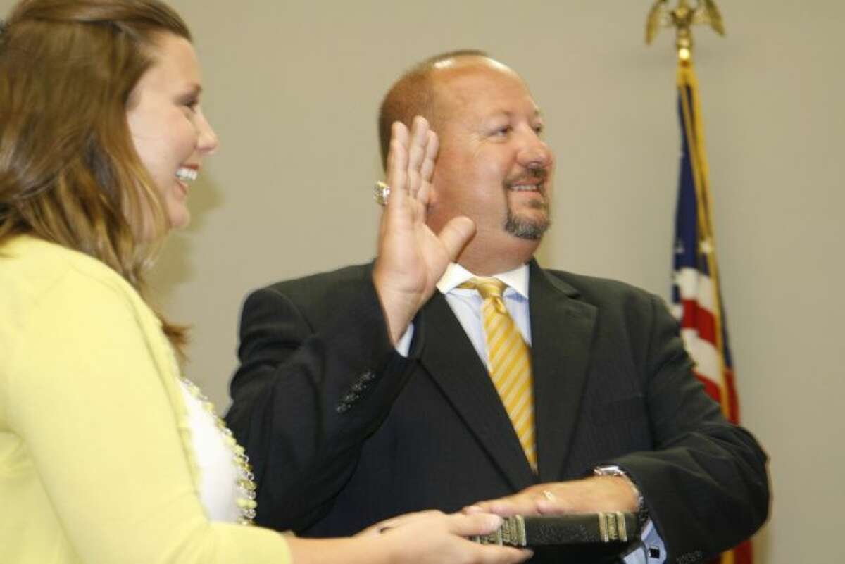 New, re-elected Humble ISD board members sworn into office