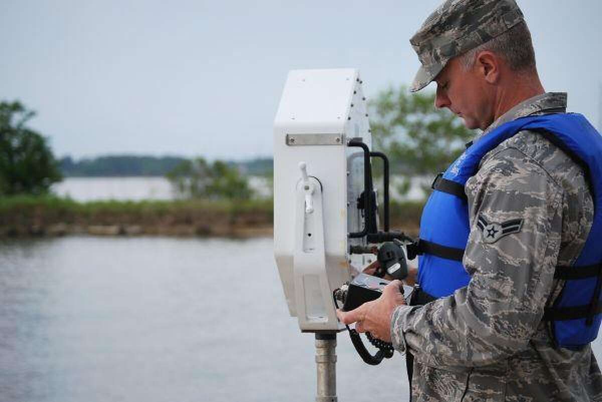 Texas State Guard Maritime Regiment conducts drill, locates downed aircraft