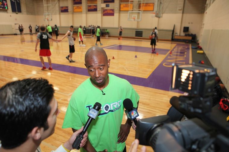 BASKETBALL: FBISD athletes learn from the best at T.J. Ford camp