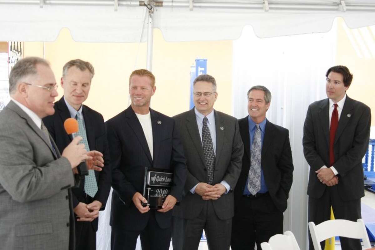 Randall Reed’s Planet Ford celebrates opening of Quick Lane